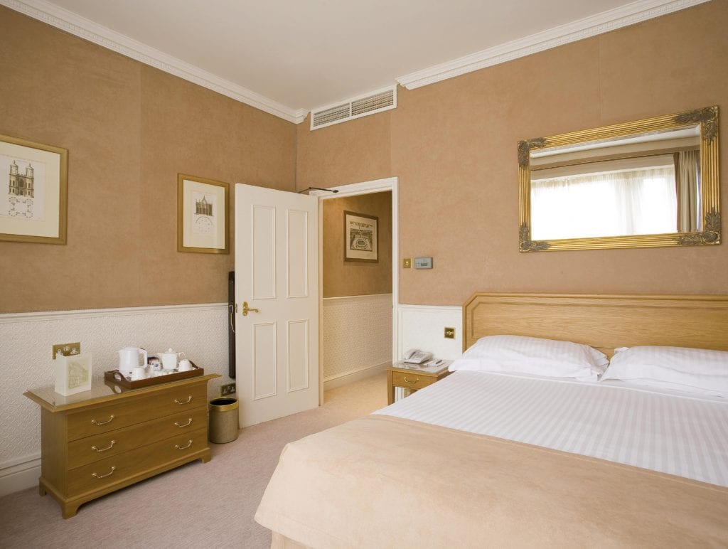 Accommodation | The East India Club